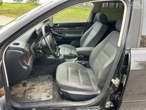 Audi A4 1997 in Vilkaviskis, with an engine capacity of 1.90 L and mileage of 353 thousand km for 950 €, photo 7 on AUTOMOTO.COM.LV