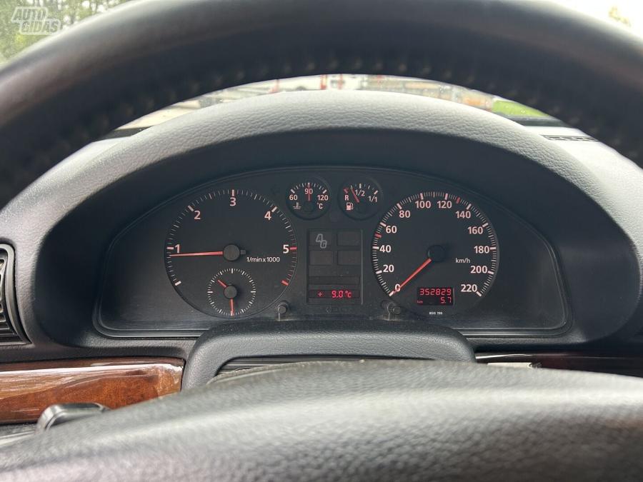 Audi A4 1997 in Vilkaviskis, with an engine capacity of 1.90 L and mileage of 353 thousand km for 950 €, photo 8 on AUTOMOTO.COM.LV