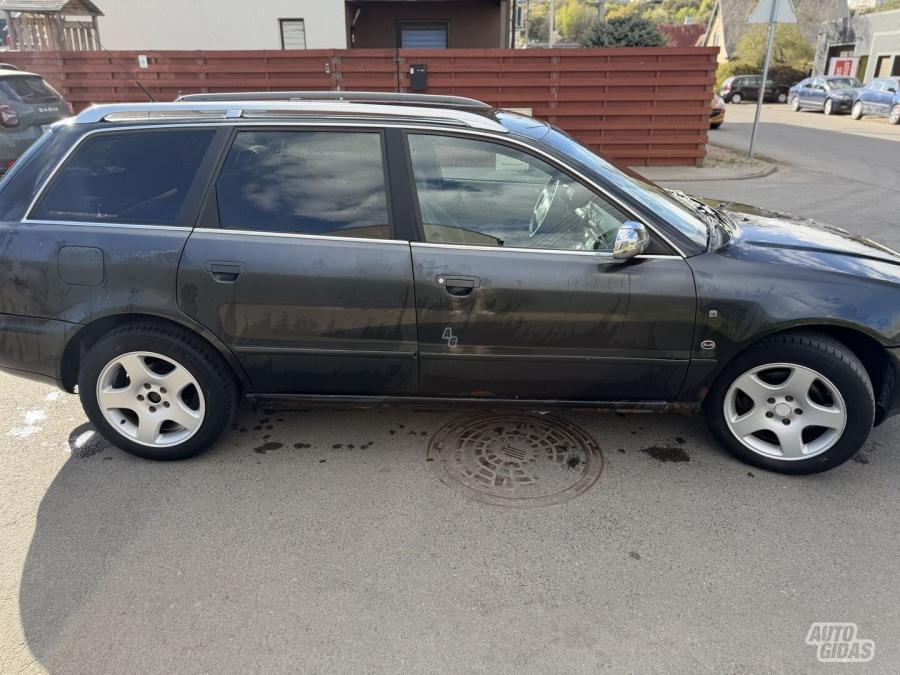 Audi A4 1998 Kauņa, ar dzinēja tilpumu 1.90 L un nobraukumu 302 tūkst. km par 999 €, foto 5 vietnē AUTOMOTO.COM.LV