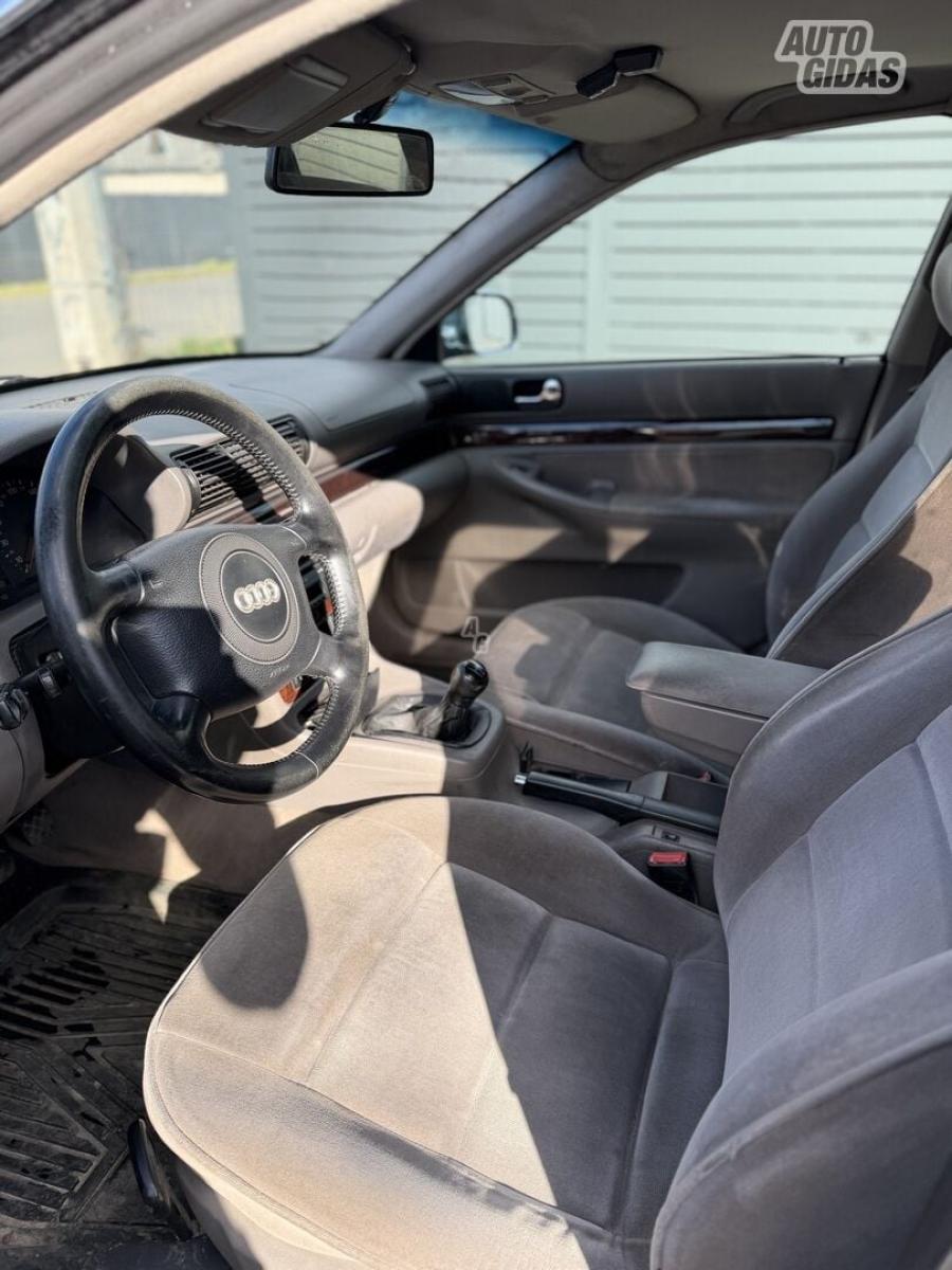 Audi A4 1998 Kauņa, ar dzinēja tilpumu 1.90 L un nobraukumu 302 tūkst. km par 999 €, foto 13 vietnē AUTOMOTO.COM.LV