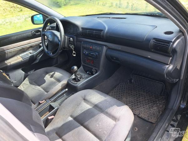Audi A4 1998 in Silute, with an engine capacity of 1.90 L and mileage of 343 thousand km for 950 €, photo 7 on AUTOMOTO.COM.LV