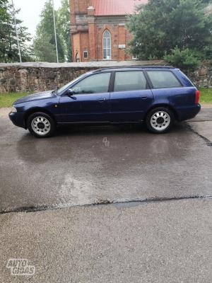 Audi A4 1998 Marijampole, ar dzinēja tilpumu 1.90 L un nobraukumu 455 tūkst. km par 1000 €, foto 3 vietnē AUTOMOTO.COM.LV