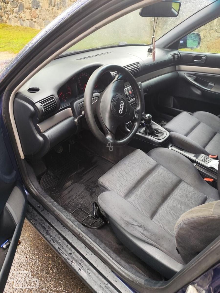 Audi A4 1998 Marijampole, ar dzinēja tilpumu 1.90 L un nobraukumu 455 tūkst. km par 1000 €, foto 4 vietnē AUTOMOTO.COM.LV