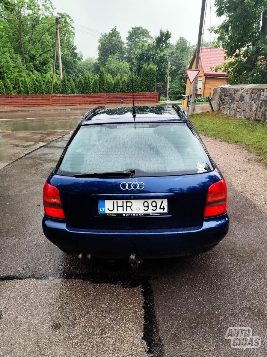 Audi A4 1998 Marijampole, ar dzinēja tilpumu 1.90 L un nobraukumu 455 tūkst. km par 1000 €, foto 5 vietnē AUTOMOTO.COM.LV