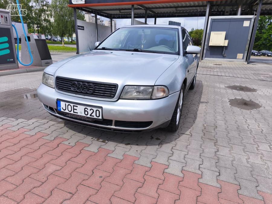 Ауди А4 1998 в Каунас, объемом двигателя 1.90 л и пробегом 300 тыс. км за 600 €, фото 6 на AUTOMOTO.COM.LV