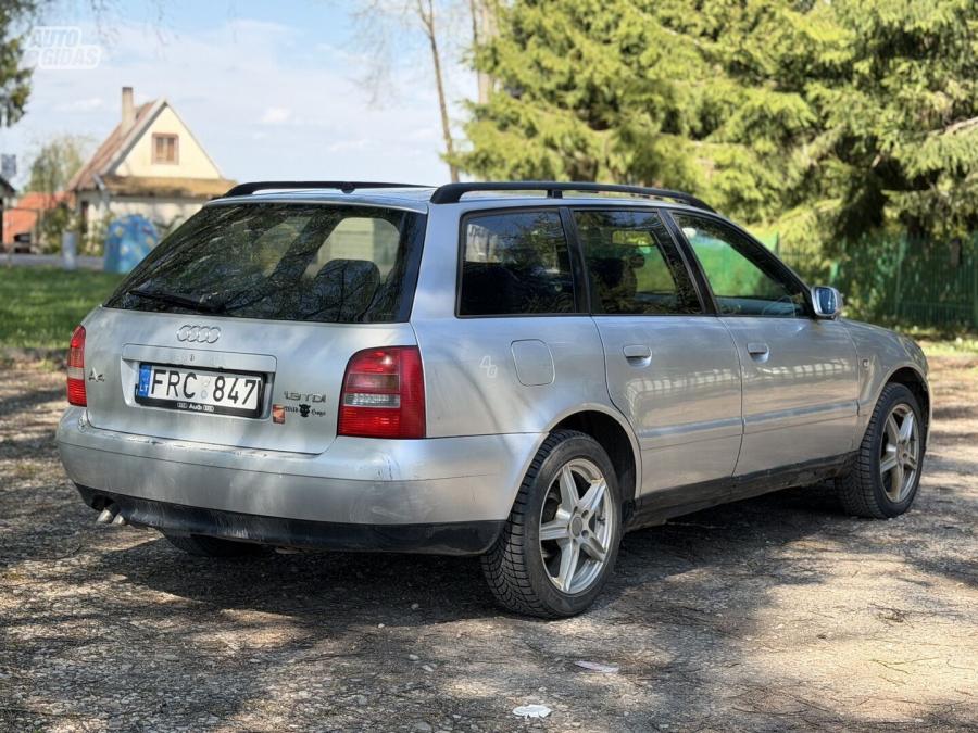 Audi A4 1999 in Utena, with an engine capacity of 1.90 L and mileage of 426 thousand km for 1250 €, photo 7 on AUTOMOTO.COM.LV