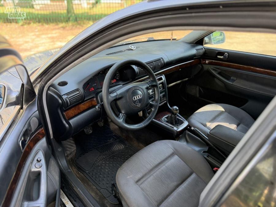Audi A4 1999 in Utena, with an engine capacity of 1.90 L and mileage of 426 thousand km for 1250 €, photo 8 on AUTOMOTO.COM.LV