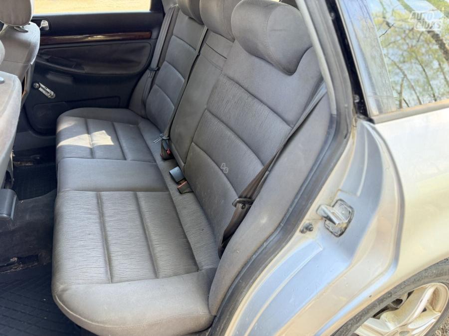 Audi A4 1999 in Utena, with an engine capacity of 1.90 L and mileage of 426 thousand km for 1250 €, photo 11 on AUTOMOTO.COM.LV