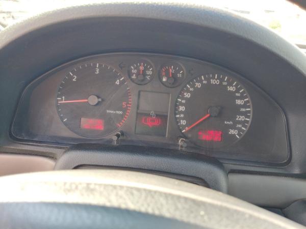 Audi A4 1999 in Kaunas, with an engine capacity of 1.90 L and mileage of 293 thousand km for 950 €, photo 9 on AUTOMOTO.COM.LV