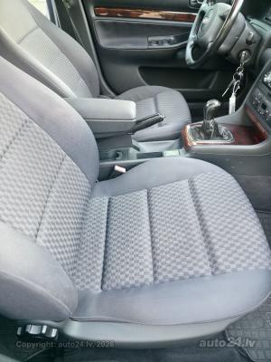 Audi A4 1999 Tallina, ar dzinēja tilpumu 1.80 L un nobraukumu 159 tūkst. km par 1490 €, foto 12 vietnē AUTOMOTO.COM.LV