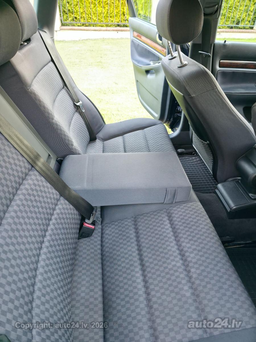 Audi A4 1999 Tallina, ar dzinēja tilpumu 1.80 L un nobraukumu 159 tūkst. km par 1490 €, foto 16 vietnē AUTOMOTO.COM.LV