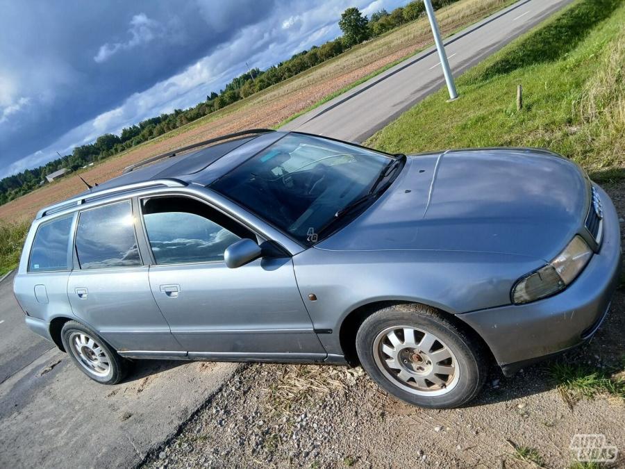 Audi A4 1999 Mažeikiai, ar dzinēja tilpumu 1.90 L un nobraukumu 300 tūkst. km par 450 €, foto 8 vietnē AUTOMOTO.COM.LV