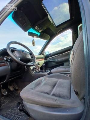 Audi A4 1999 Mažeikiai, ar dzinēja tilpumu 1.90 L un nobraukumu 300 tūkst. km par 450 €, foto 9 vietnē AUTOMOTO.COM.LV