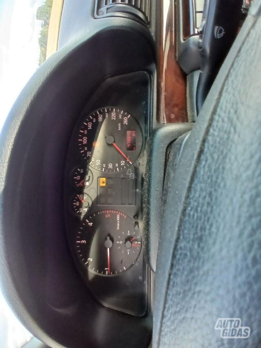 Audi A4 1999 Mažeikiai, ar dzinēja tilpumu 1.90 L un nobraukumu 300 tūkst. km par 450 €, foto 12 vietnē AUTOMOTO.COM.LV