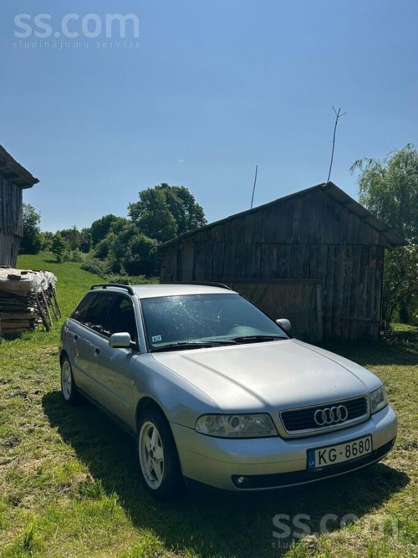 Audi A4 2000 Tukums, ar dzinēja tilpumu 2.50 L un nobraukumu 410 tūkst. km par 1100 €, foto 1 vietnē AUTOMOTO.COM.LV