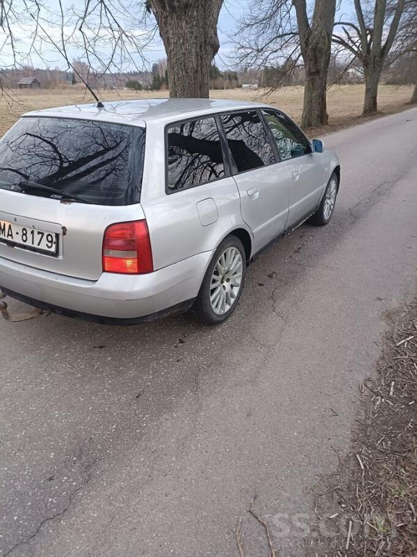 Audi A4 2000 Rīga, ar dzinēja tilpumu 1.90 L un nobraukumu 528 tūkst. km par 500 €, foto 3 vietnē AUTOMOTO.COM.LV