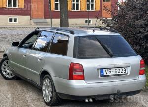 Audi A4 2000 Jelgava, ar dzinēja tilpumu 1.90 L un nobraukumu 394 tūkst. km par 950 €, foto 5 vietnē AUTOMOTO.COM.LV
