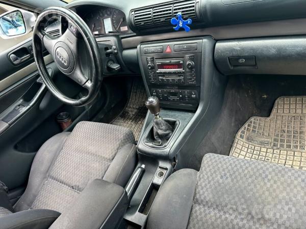 Audi A4 2000 Jelgava, ar dzinēja tilpumu 1.90 L un nobraukumu 394 tūkst. km par 950 €, foto 7 vietnē AUTOMOTO.COM.LV