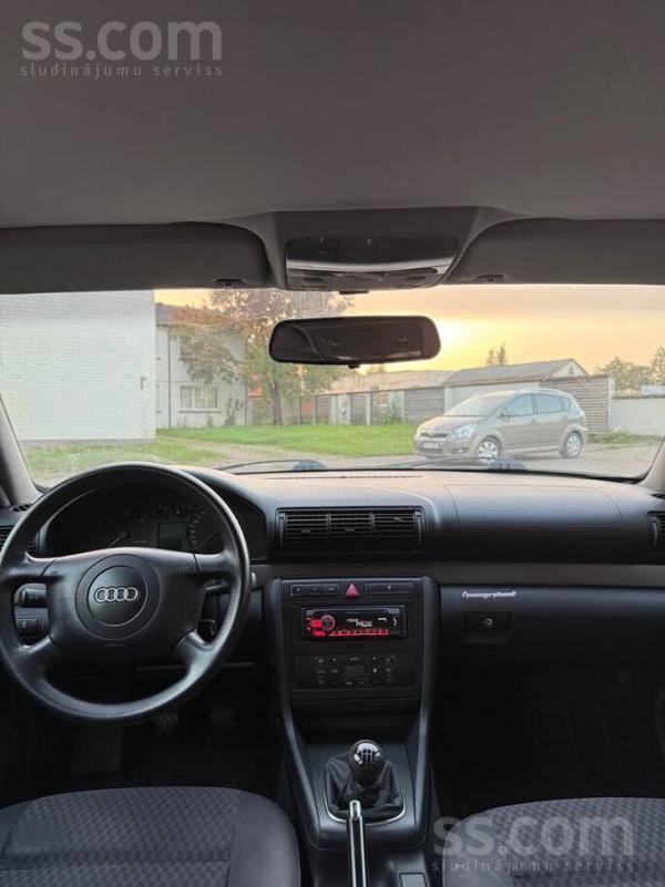 Audi A4 2000 Tukums, ar dzinēja tilpumu 1.90 L un nobraukumu 330 tūkst. km par 1400 €, foto 5 vietnē AUTOMOTO.COM.LV