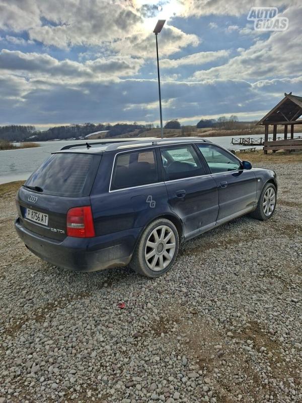 Audi A4 2000 in Kelme, with an engine capacity of 2.50 L and mileage of 269 thousand km for 1250 €, photo 6 on AUTOMOTO.COM.LV