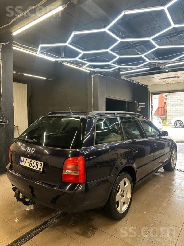 Audi A4 2000 in Jelgava, with an engine capacity of 1.80 L and mileage of 287 thousand km for 1290 €, photo 6 on AUTOMOTO.COM.LV