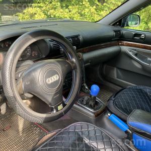 Audi A4 2000 Rīga, ar dzinēja tilpumu 2.50 L un nobraukumu 304 tūkst. km par 950 €, foto 8 vietnē AUTOMOTO.COM.LV