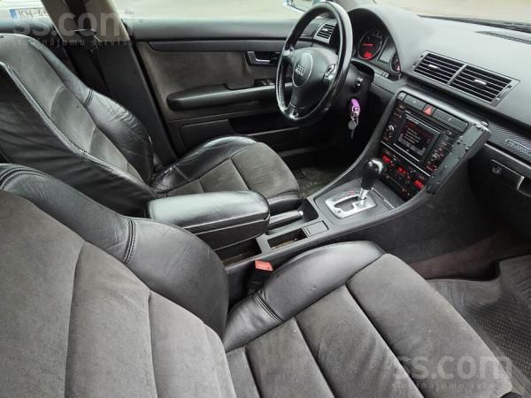 Audi A4 2001 in Riga, with an engine capacity of 3.00 L and mileage of 280 thousand km for 1390 €, photo 5 on AUTOMOTO.COM.LV