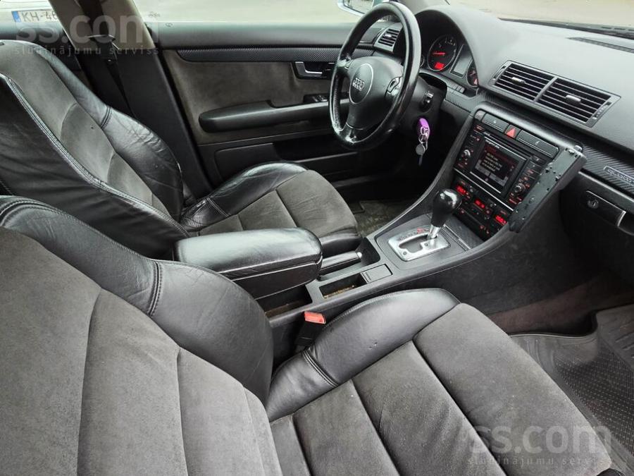 Audi A4 2001 in Riga, with an engine capacity of 3.00 L and mileage of 280 thousand km for 1390 €, photo 5 on AUTOMOTO.COM.LV