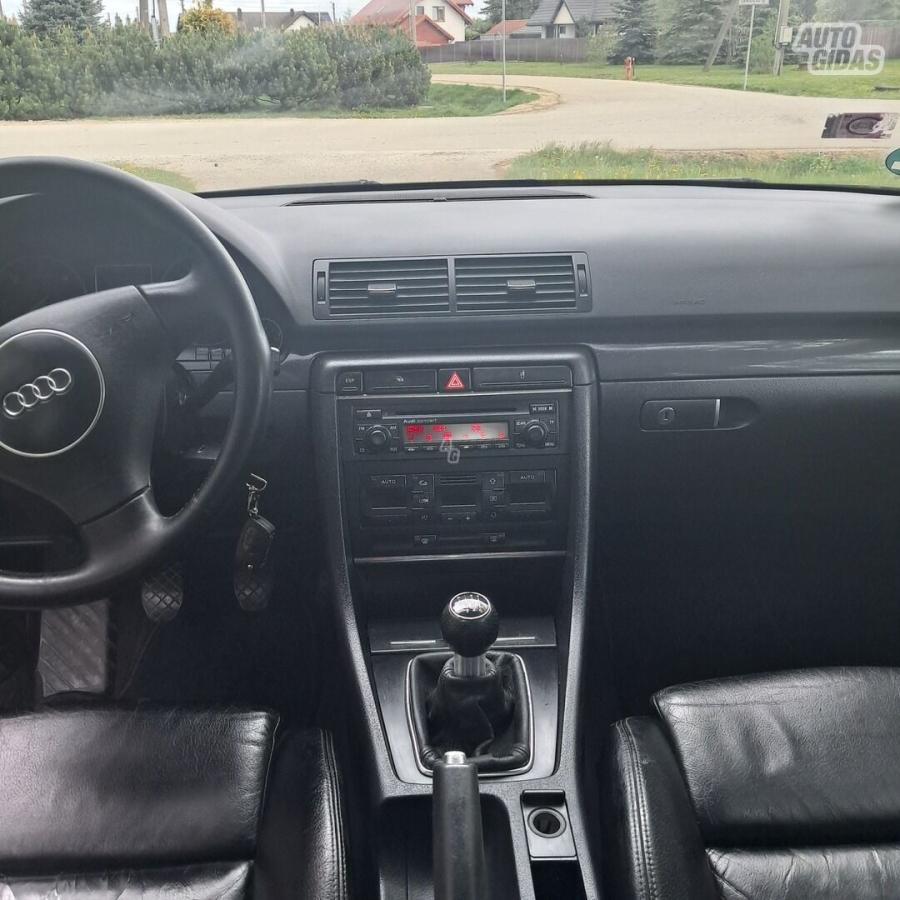 Audi A4 2001 in Marijampole, with an engine capacity of 1.90 L and mileage of 304 thousand km for 2550 €, photo 13 on AUTOMOTO.COM.LV