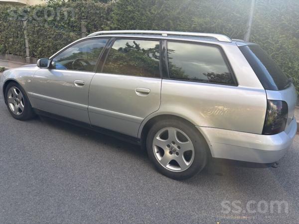 Audi A4 2001 Rīga, ar dzinēja tilpumu 1.90 L un nobraukumu 342 tūkst. km par 2650 €, foto 8 vietnē AUTOMOTO.COM.LV