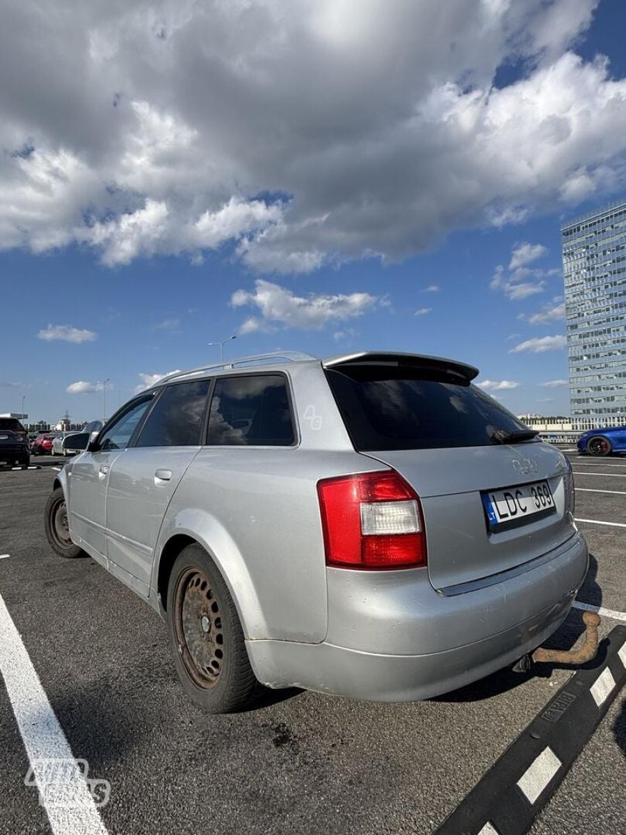 Audi A4 2001 Viļņa, ar dzinēja tilpumu 1.90 L un nobraukumu 392 tūkst. km par 1350 €, foto 5 vietnē AUTOMOTO.COM.LV