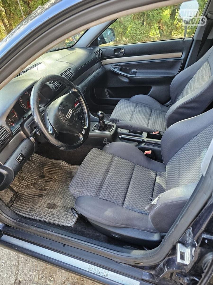 Audi A4 2001 Panevēža, ar dzinēja tilpumu 1.90 L un nobraukumu 289 tūkst. km par 850 €, foto 8 vietnē AUTOMOTO.COM.LV