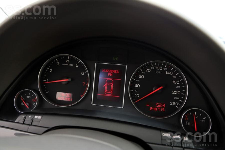 Audi A4 2002 in Tukums, with an engine capacity of 2.00 L and mileage of 241 thousand km for 1550 €, photo 10 on AUTOMOTO.COM.LV