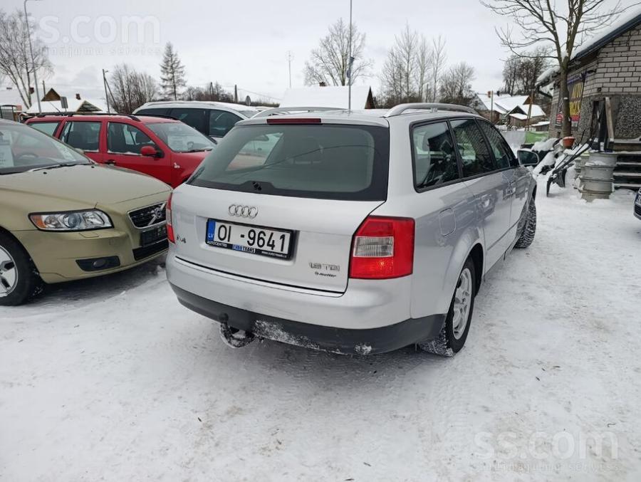 Audi A4 2002 Rēzekne, ar dzinēja tilpumu 1.90 L un nobraukumu 245 tūkst. km par 2950 €, foto 5 vietnē AUTOMOTO.COM.LV