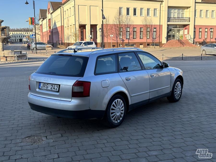 Audi A4 2002 Mažeikiai, ar dzinēja tilpumu 1.90 L un nobraukumu 350 tūkst. km par 650 €, foto 4 vietnē AUTOMOTO.COM.LV