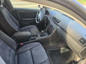 Audi A4 2002 in Ignalina, with an engine capacity of 1.90 L and mileage of 300 thousand km for 850 €, photo 4 on AUTOMOTO.COM.LV