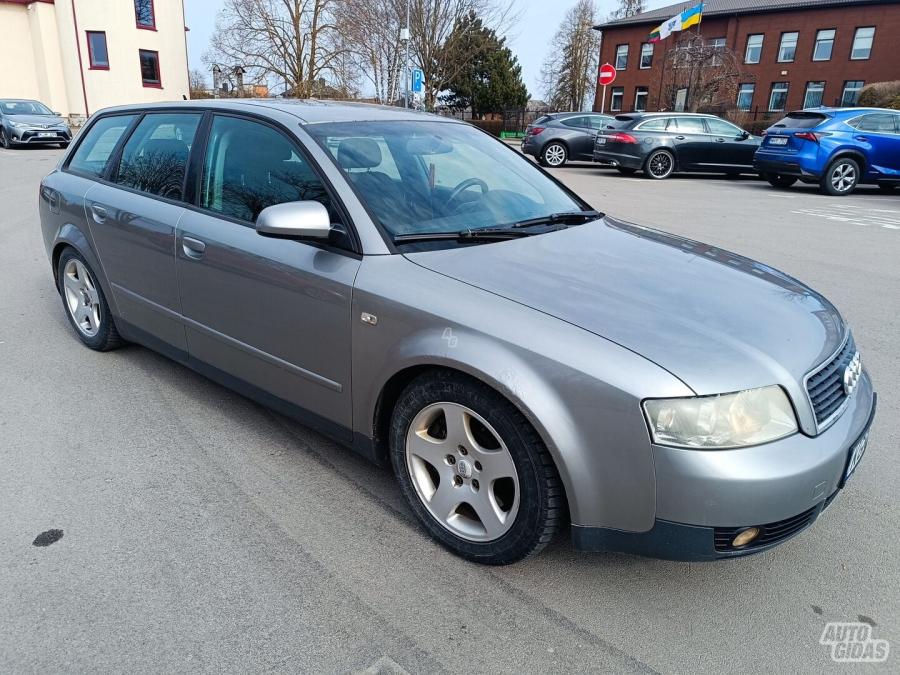 Audi A4 2002 in Vilnius, with an engine capacity of 2.50 L and mileage of 300 thousand km for 1000 €, photo 4 on AUTOMOTO.COM.LV