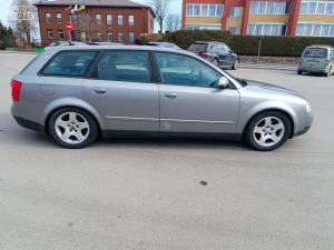 Audi A4 2002 in Vilnius, with an engine capacity of 2.50 L and mileage of 300 thousand km for 1000 €, photo 5 on AUTOMOTO.COM.LV