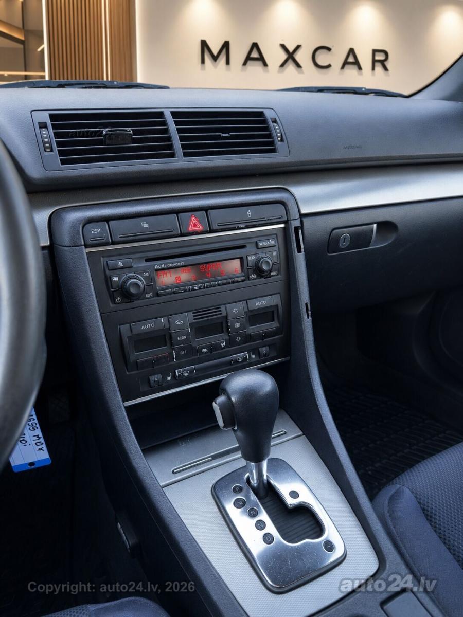 Audi A4 2002 in Tallinn, with an engine capacity of 3.00 L and mileage of 331 thousand km for 999 €, photo 9 on AUTOMOTO.COM.LV