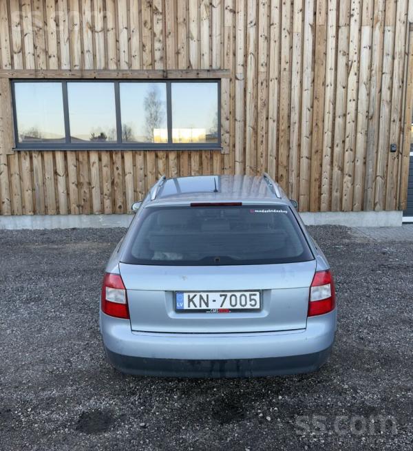 Audi A4 2002 in Cesis, with an engine capacity of 1.90 L and mileage of 491 thousand km for 1199 €, photo 7 on AUTOMOTO.COM.LV