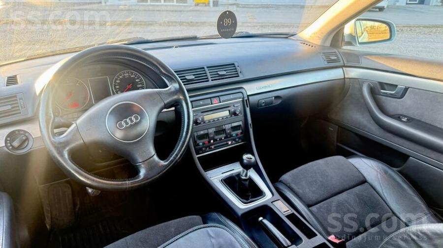 Audi A4 2002 Liepāja, ar dzinēja tilpumu 2.50 L un nobraukumu 412 tūkst. km par 1350 €, foto 8 vietnē AUTOMOTO.COM.LV