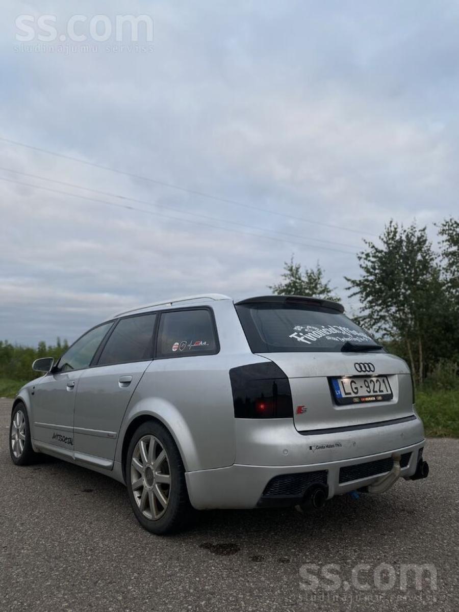 Audi A4 2002 Daugavpils, ar dzinēja tilpumu 2.50 L un nobraukumu 351 tūkst. km par 1400 €, foto 5 vietnē AUTOMOTO.COM.LV