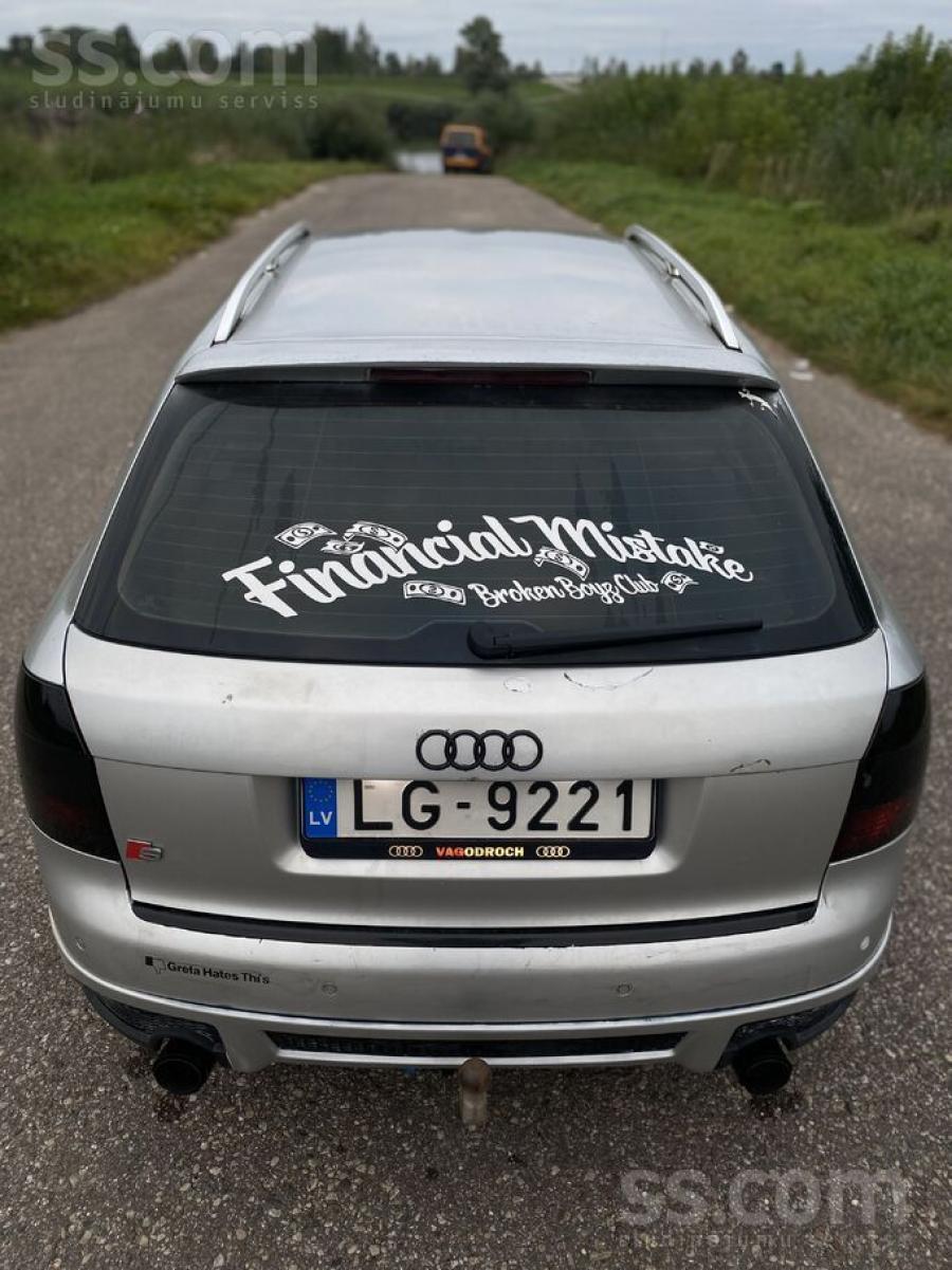 Audi A4 2002 Daugavpils, ar dzinēja tilpumu 2.50 L un nobraukumu 351 tūkst. km par 1400 €, foto 9 vietnē AUTOMOTO.COM.LV