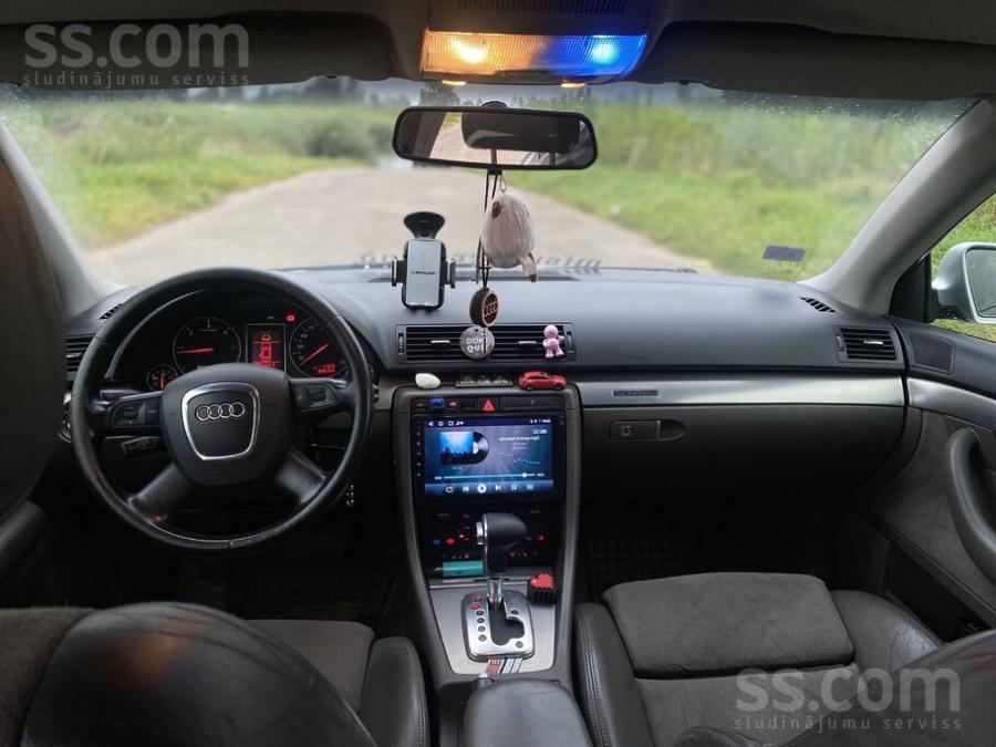 Audi A4 2002 Daugavpils, ar dzinēja tilpumu 2.50 L un nobraukumu 351 tūkst. km par 1400 €, foto 11 vietnē AUTOMOTO.COM.LV