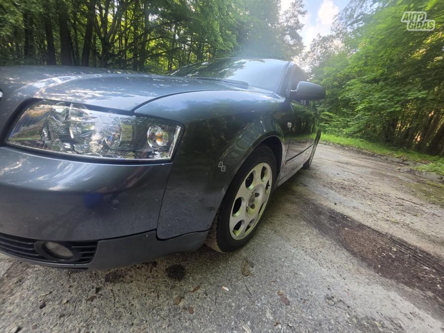 Audi A4 2002 Alīta, ar dzinēja tilpumu 2.50 L un nobraukumu 349 tūkst. km par 600 €, foto 8 vietnē AUTOMOTO.COM.LV