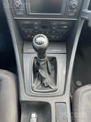 Audi A4 2002 in Riga, with an engine capacity of 1.90 L and mileage of 299 thousand km for 2800 €, photo 8 on AUTOMOTO.COM.LV