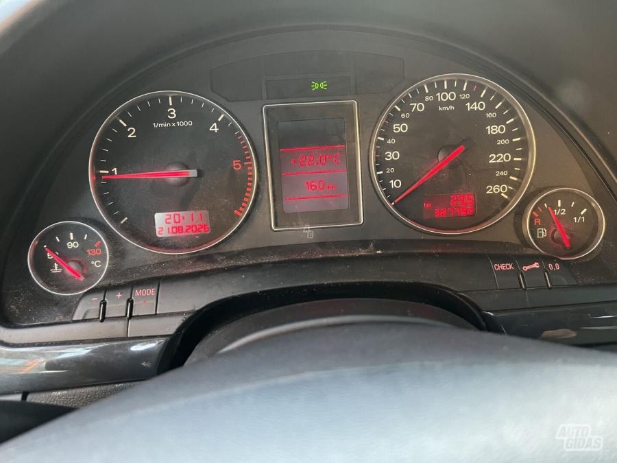 Audi A4 2002 Šauļi, ar dzinēja tilpumu 1.90 L un nobraukumu 328 tūkst. km par 1500 €, foto 12 vietnē AUTOMOTO.COM.LV