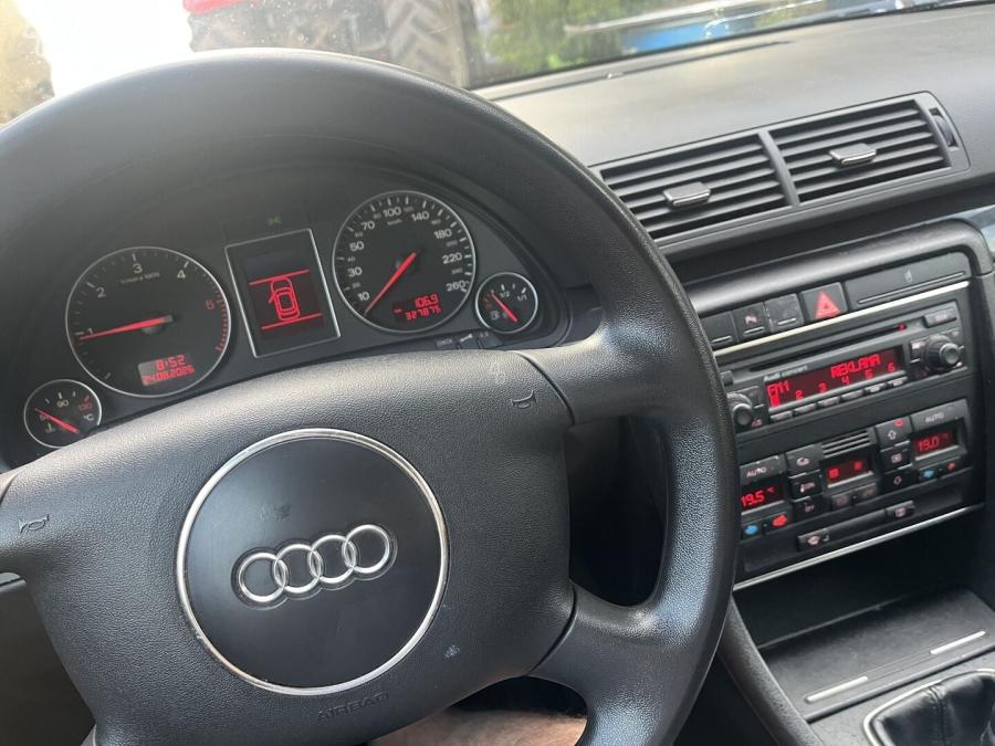 Audi A4 2002 Šauļi, ar dzinēja tilpumu 1.90 L un nobraukumu 328 tūkst. km par 1500 €, foto 13 vietnē AUTOMOTO.COM.LV