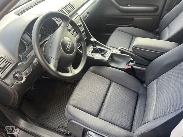 Audi A4 2002 Šauļi, ar dzinēja tilpumu 1.90 L un nobraukumu 328 tūkst. km par 1500 €, foto 9 vietnē AUTOMOTO.COM.LV