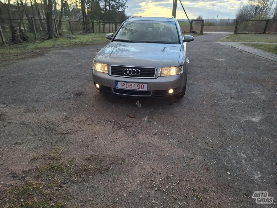 Audi A4 2003 Marijampole, ar dzinēja tilpumu 1.60 L un nobraukumu 225 tūkst. km par 2350 €, foto 1 vietnē AUTOMOTO.COM.LV